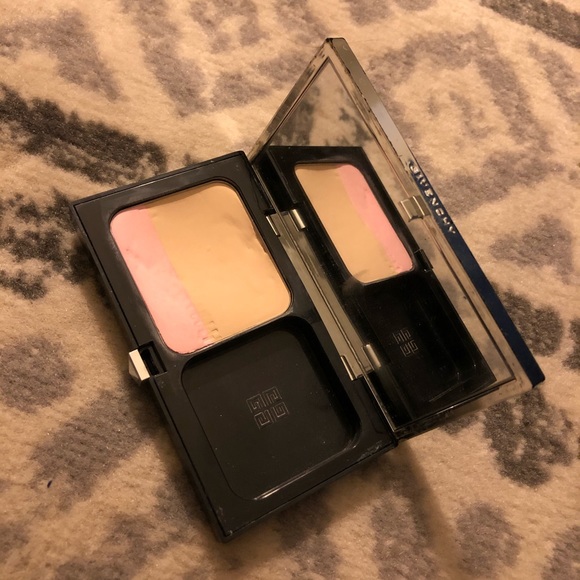 Givenchy | Makeup | Givenchy Compact | Poshmark